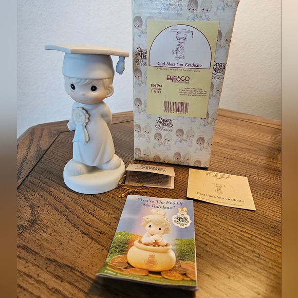 Precious Moments | Art | Precious Moments God Bless You Graduate ...